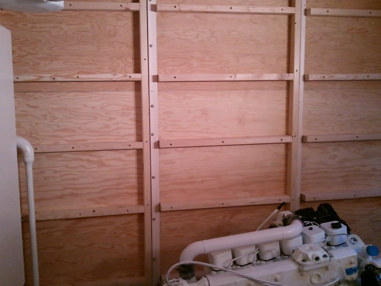 Building Koloa (Kama Hele): Engine room and exhaust trunk insulation