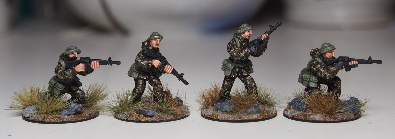 Kraehensangs Modellbau Ecke: [20mm Cold War] SAS Alpha (Enfilade-Figures)