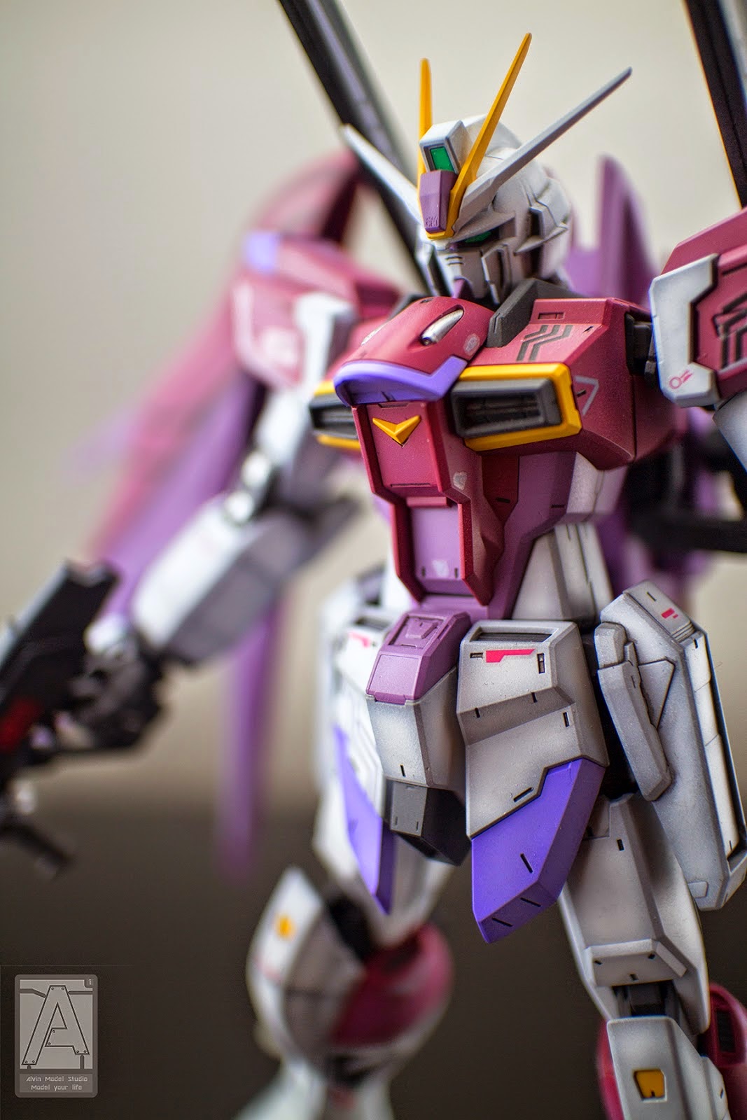Painted Build: MG 1/100 Destiny Impulse Gundam (R)