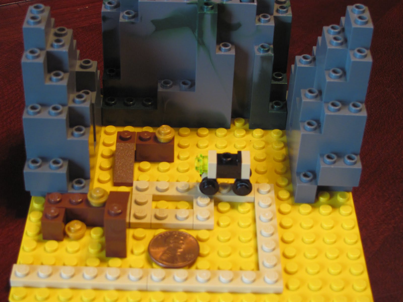 LEGO Quest Kids: Micro-Scale Photos