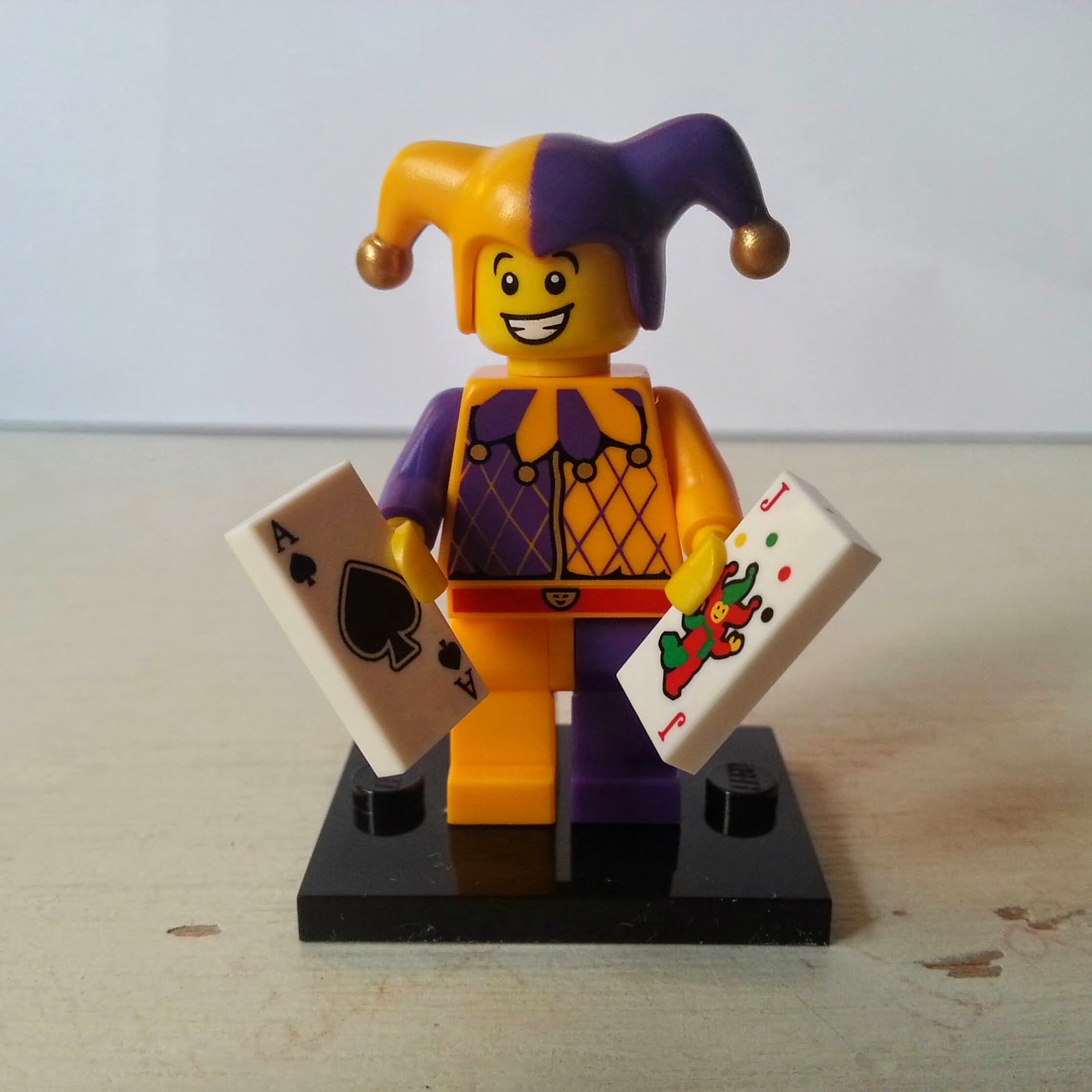 REVIEW: LEGO Minifigures Series 12 | The Test Pit