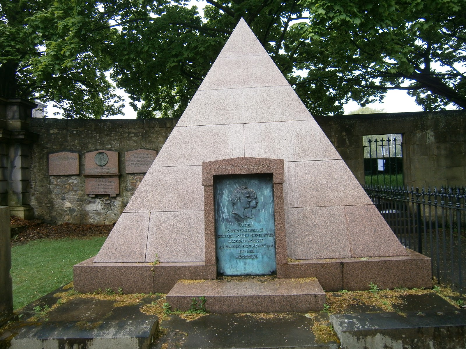The Scottish Ramblings of an English Lass: Dean Cemetery, Edinburgh