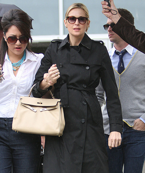 MUJERES CON ESTILO UNICO: KELLY RUTHERFORD al estilo Lily Humphrey