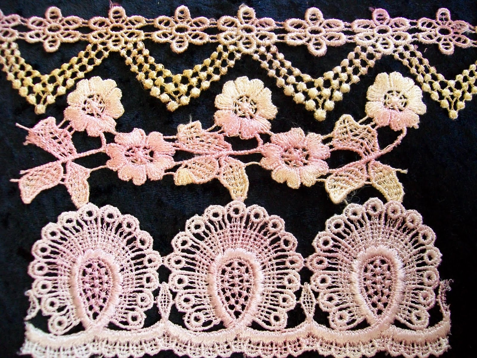 Delightfully Crazy: Hand Dying Lace/Motifs, Ribbons and Threads Tutorial