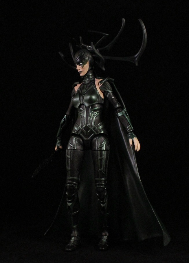 She's Fantastic: Thor Ragnarok Marvel Legends - HELA!