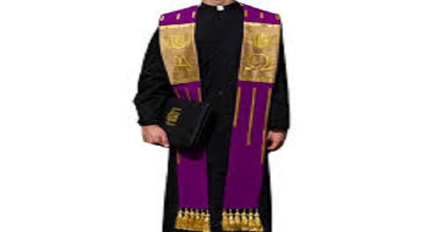 Need pastor vestment choir robe academic gown uniform at alimosho Lagos