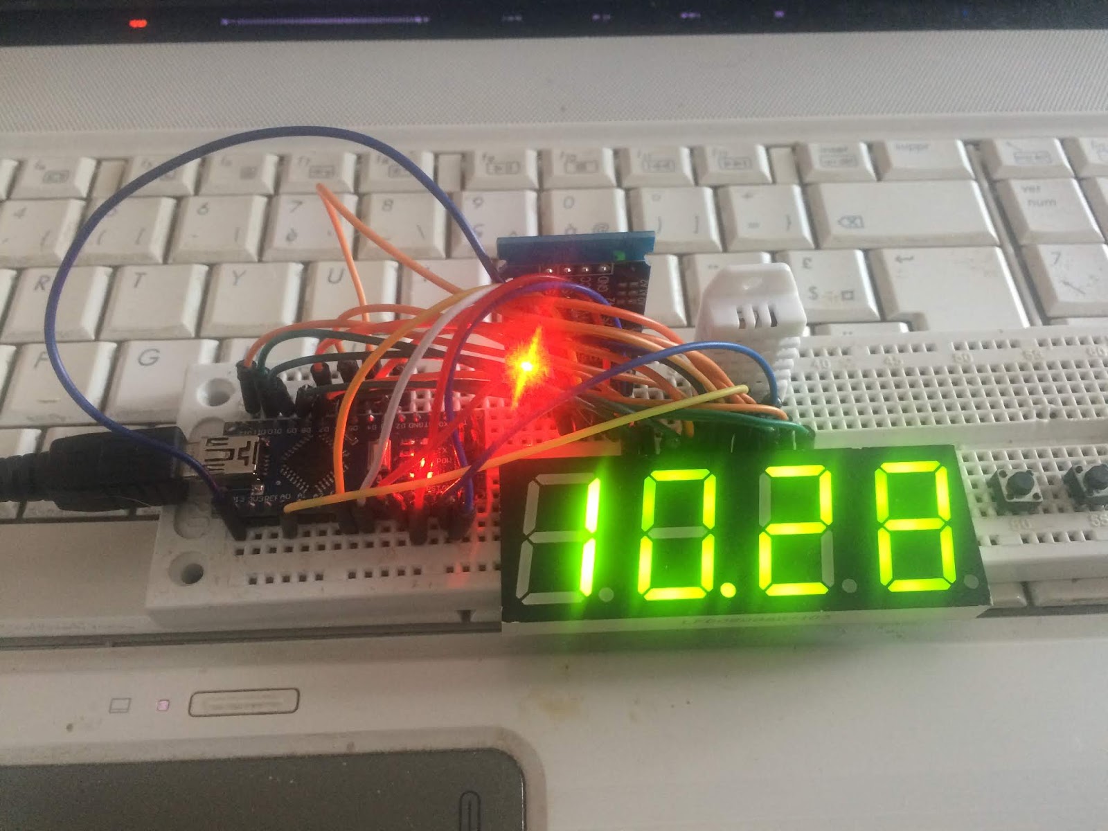 GitHub - tehniq3/multiplexed_scroll_clock: https://nicuflorica.blogspot ...