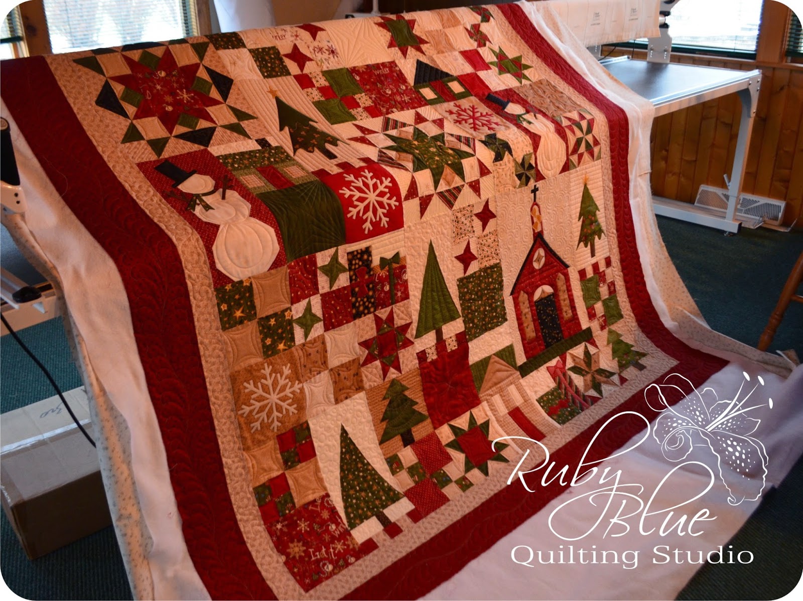 Ruby Blue Quilting Studio: Machine Quilting: Christmas Sampler