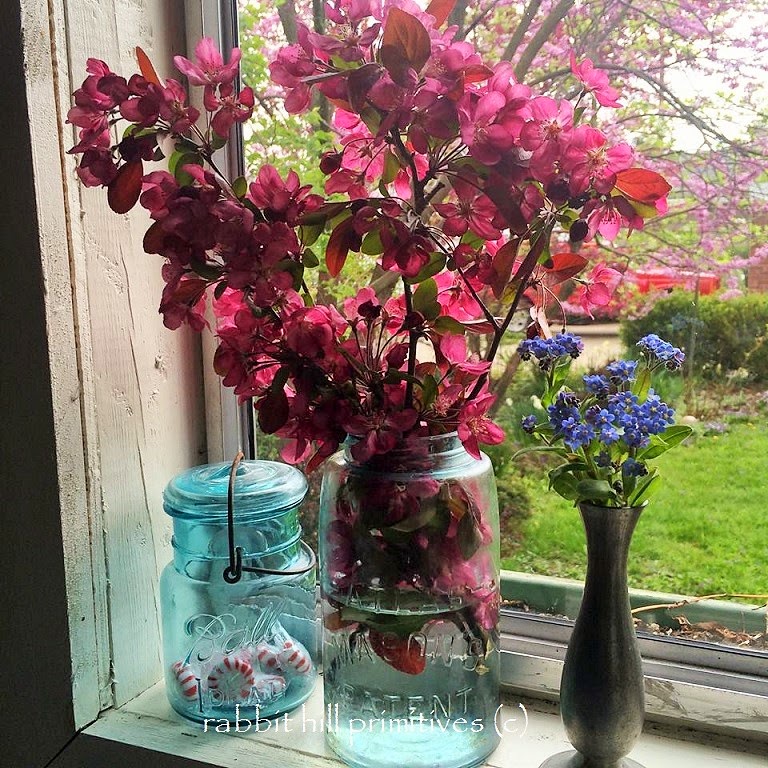 Rabbit Hill Primitives and Vintage: May Yay! May Day!