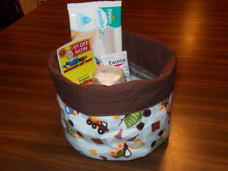 Simple Joy Crafting: Lined Fabric Bucket