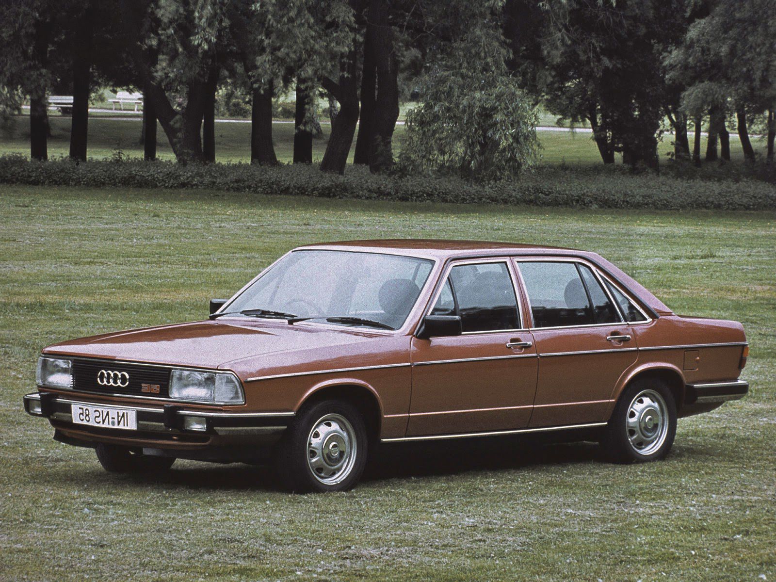 Audi A100 Fotos (mit weiteren Anspielungen an das Original) | Audi Bilder