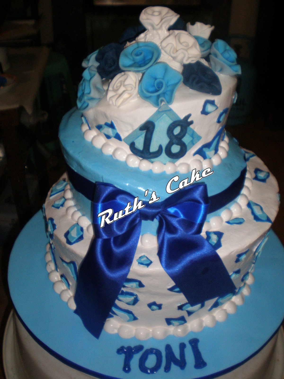Ruth's Cakes and Pastries: Debut Cake