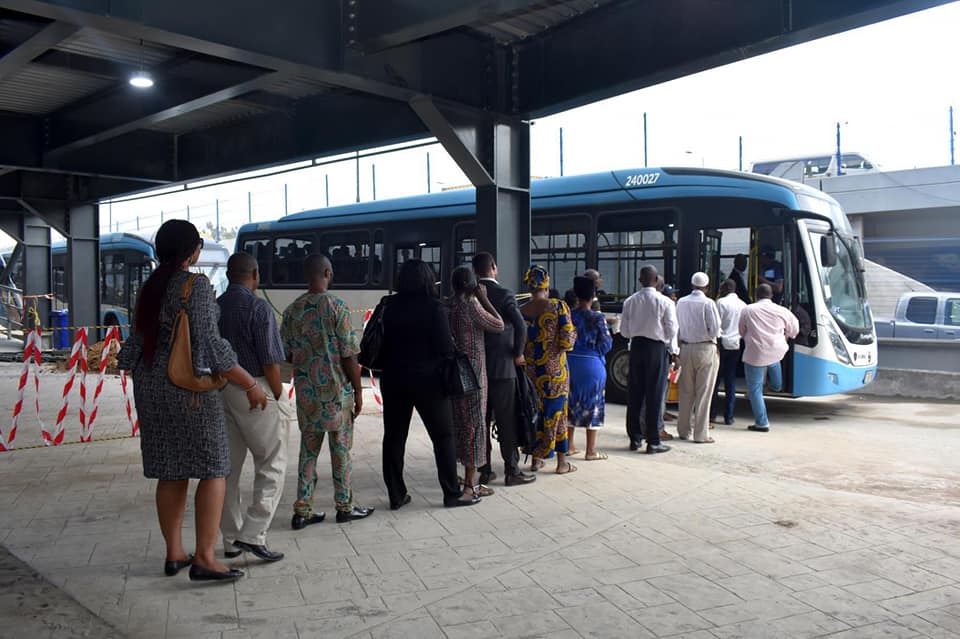 New Lagos BRT Buses Begin Operations At The New Oshodi Bus Terminus ...