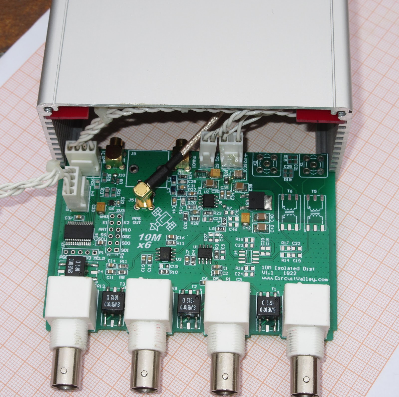 Embedded Engineering : TruePosition GPSDO 10Mhz Clock Standard ...