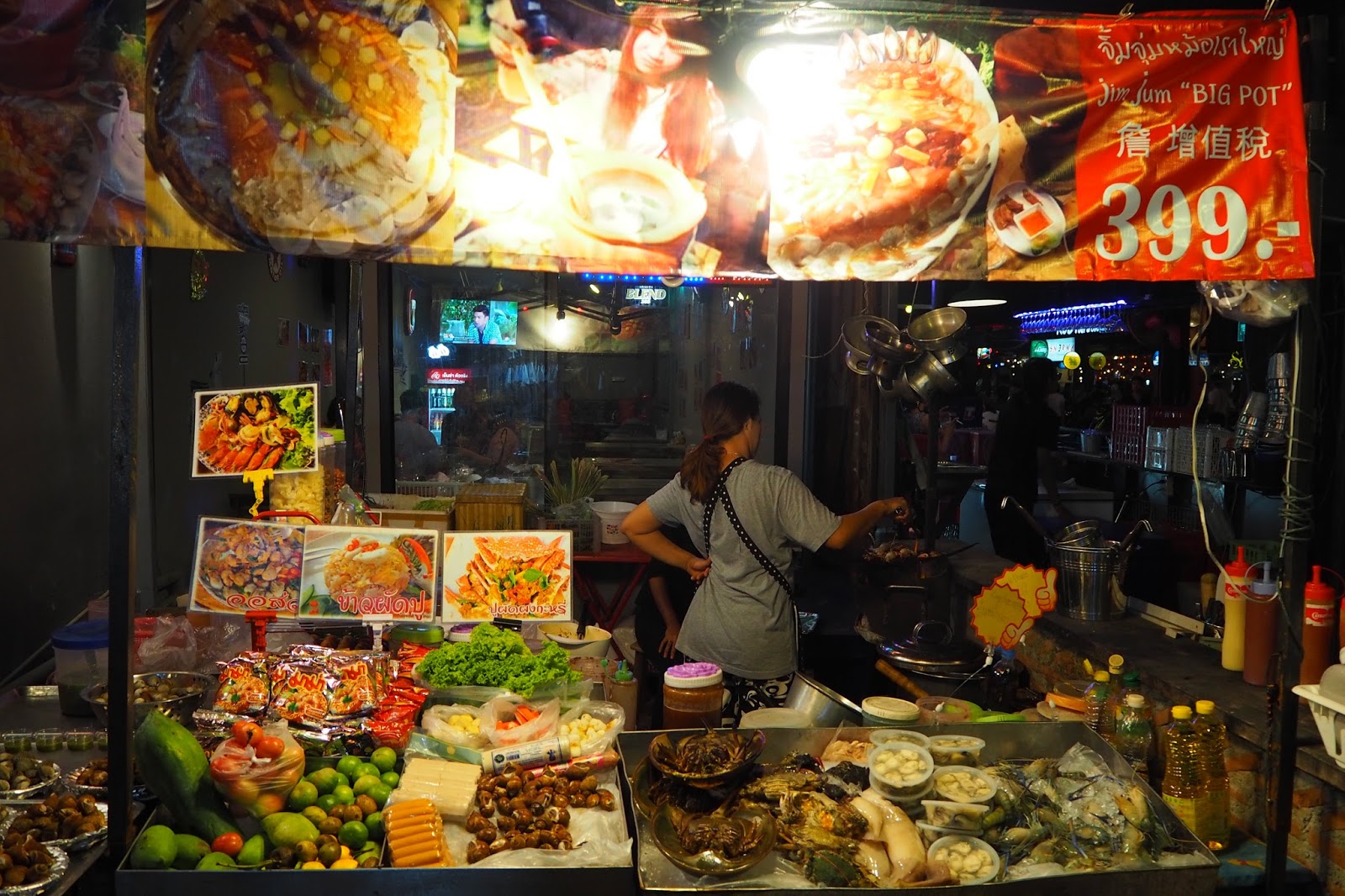 Kee Hua Chee Live!: TALAD ROT FAI TRAIN NIGHT MARKET IS NEW NIGHT ...