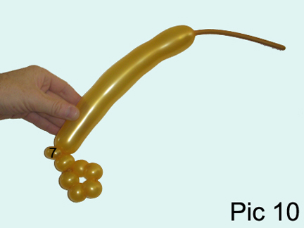 Balloon animals twisting instructions: Doll balloon crown