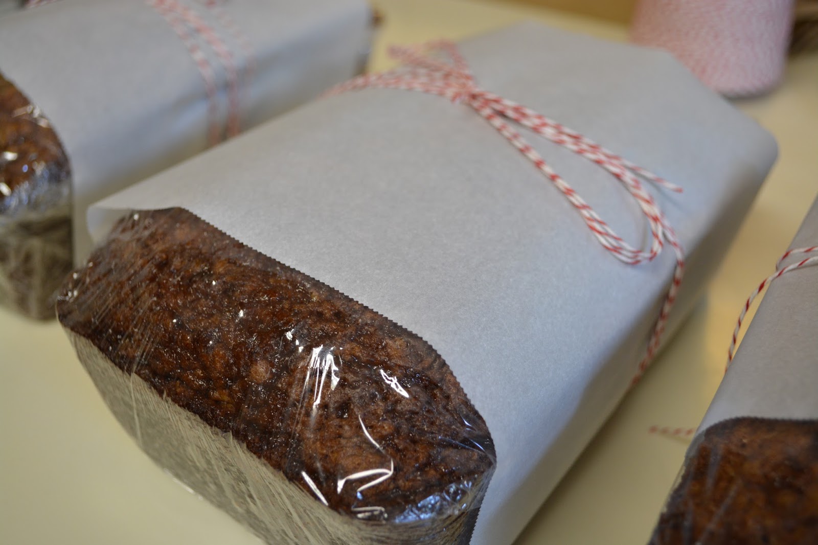 Classy Event Organizer: How to Wrap Baked Goods