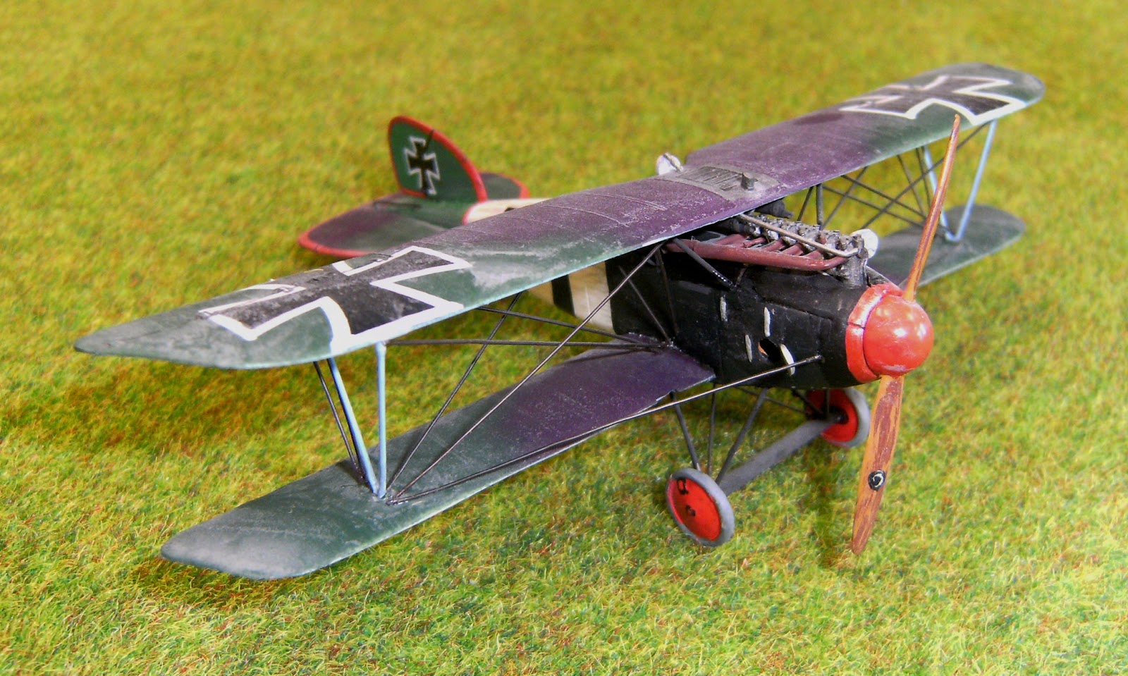 Happyscale-Modellbau: Albatros D.III - vacu 1/72