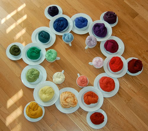 Hiving Out: color wheel dressing