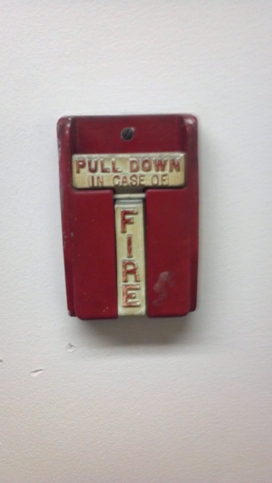 Nick's Fire - Electrical- Safety & Security Blog: Whats wrong with this ...