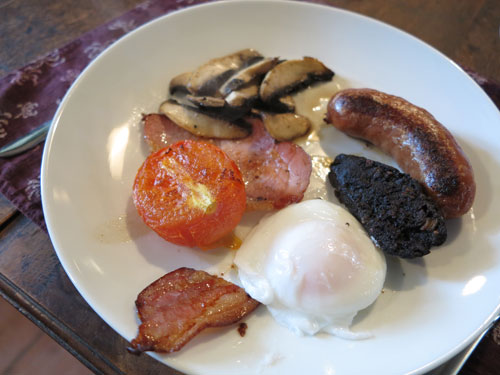 Full English Breakfast - Britain All Over Travel Guide