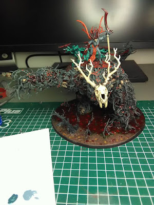 What's On Your Table:Custom Alarielle the Everqueen - Faeit 212