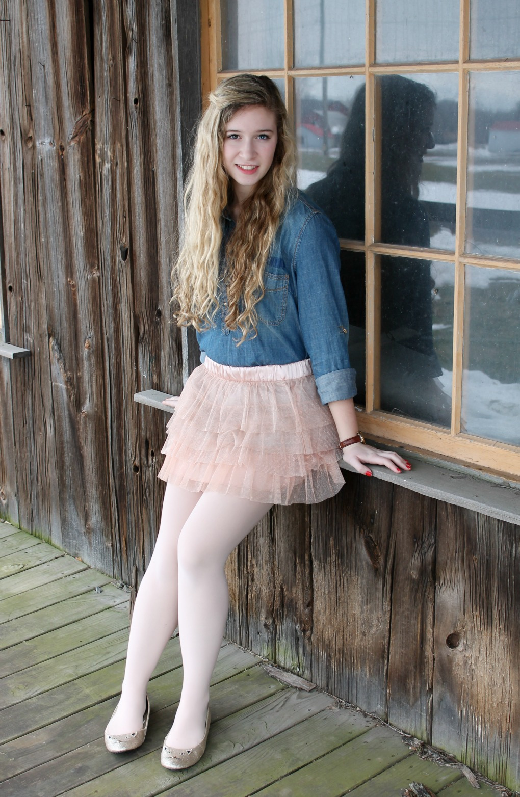 Women`s Legs And Feet In Tights Legs And Feet In White Tights 71