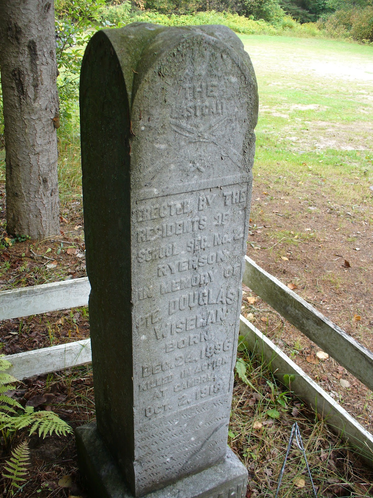 Ontario War Memorials: Ryerson - Pte Douglas Wiseman