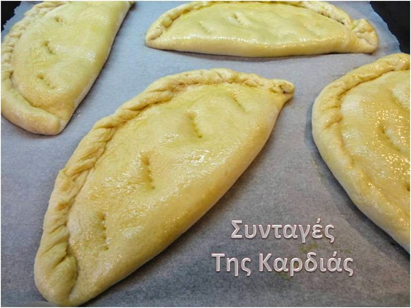 ΣΥΝΤΑΓΕΣ ΤΗΣ ΚΑΡΔΙΑΣ: Πατατόπιτες με σπιτικό φύλλο