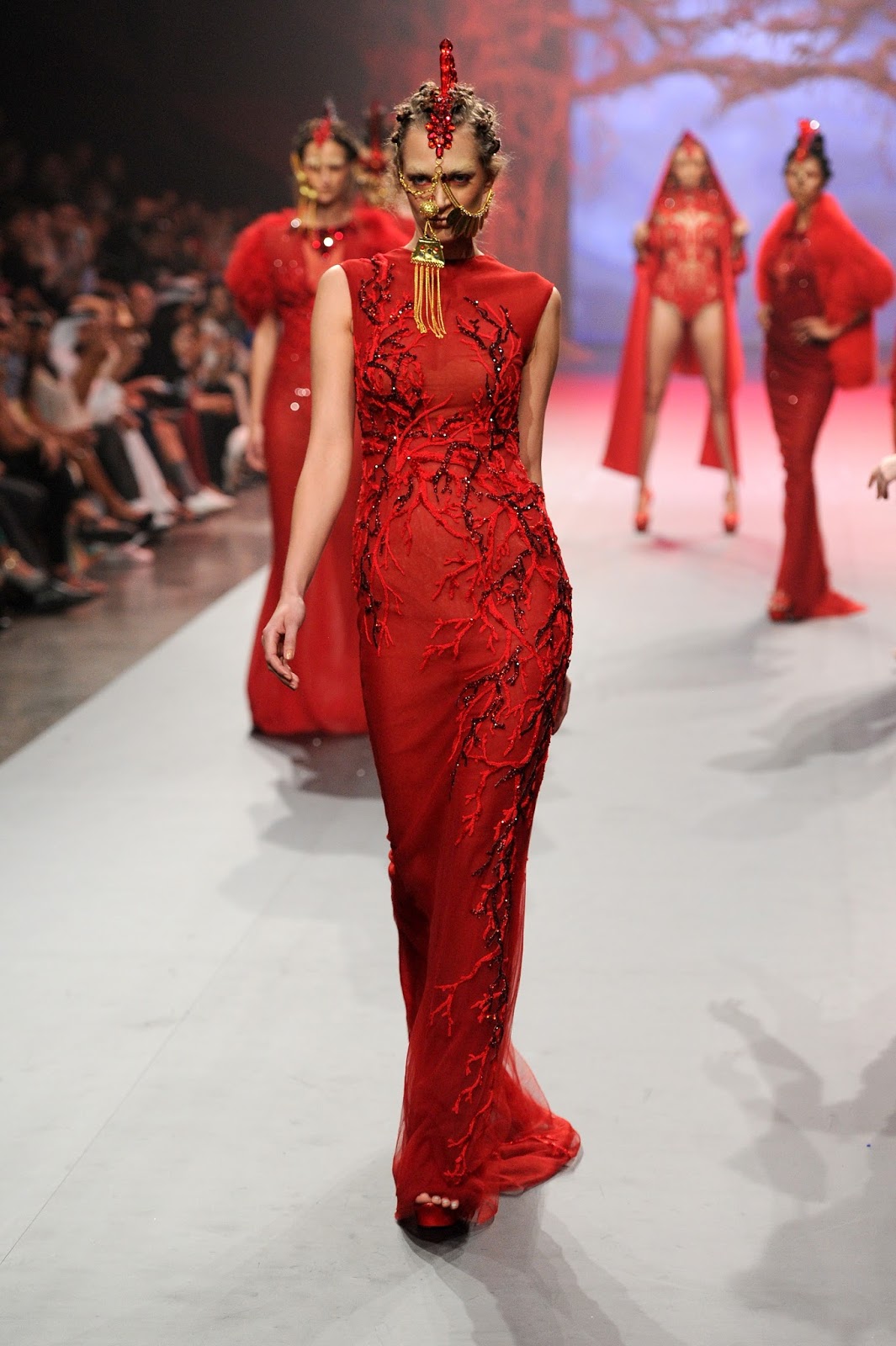 Amato Couture | Spring/Summer 2018 | Fashion Forward Dubai.....Watch ...