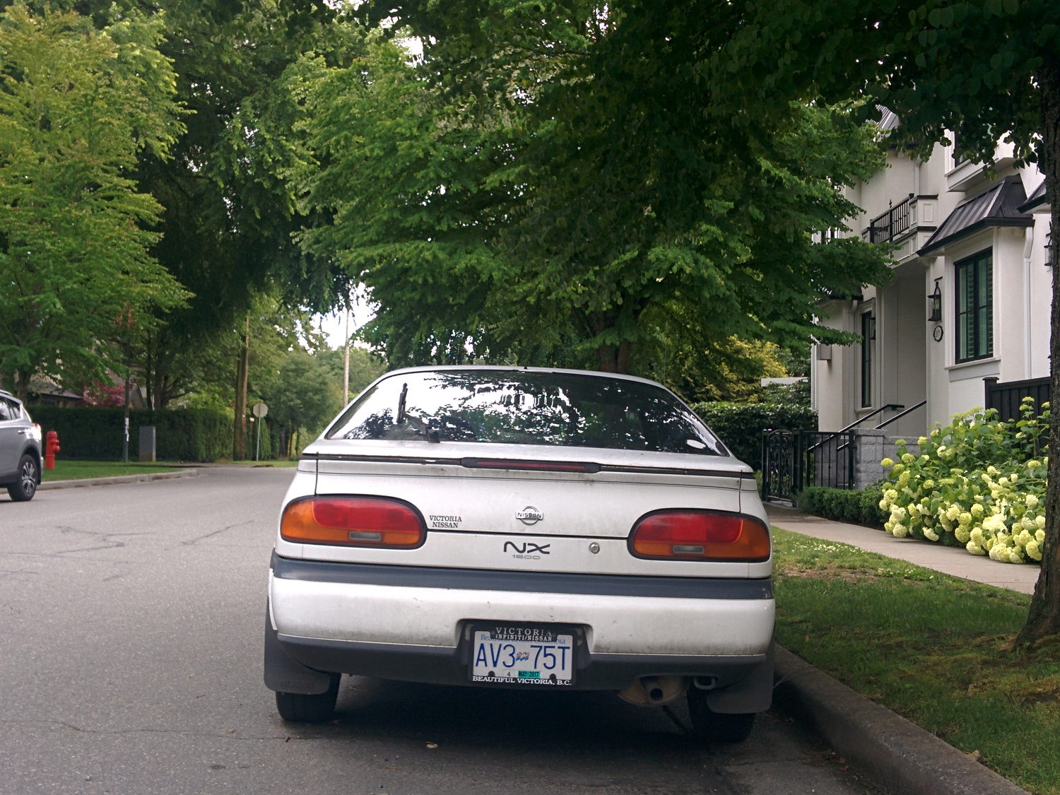 Old Parked Cars Vancouver: 1992 Nissan NX1600