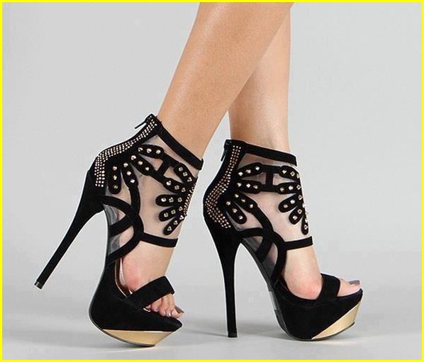 High Heel Collections: Women Fashionable High Heels