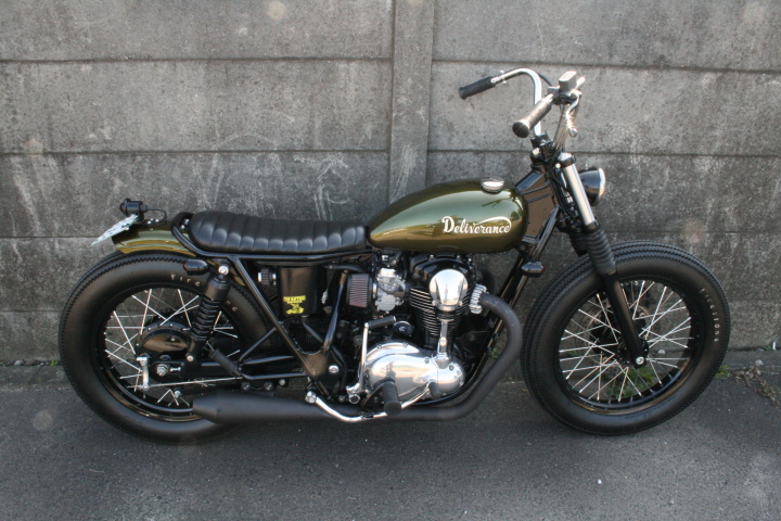Custom Motorcycles: ESTILO: Brat Style (Custom)