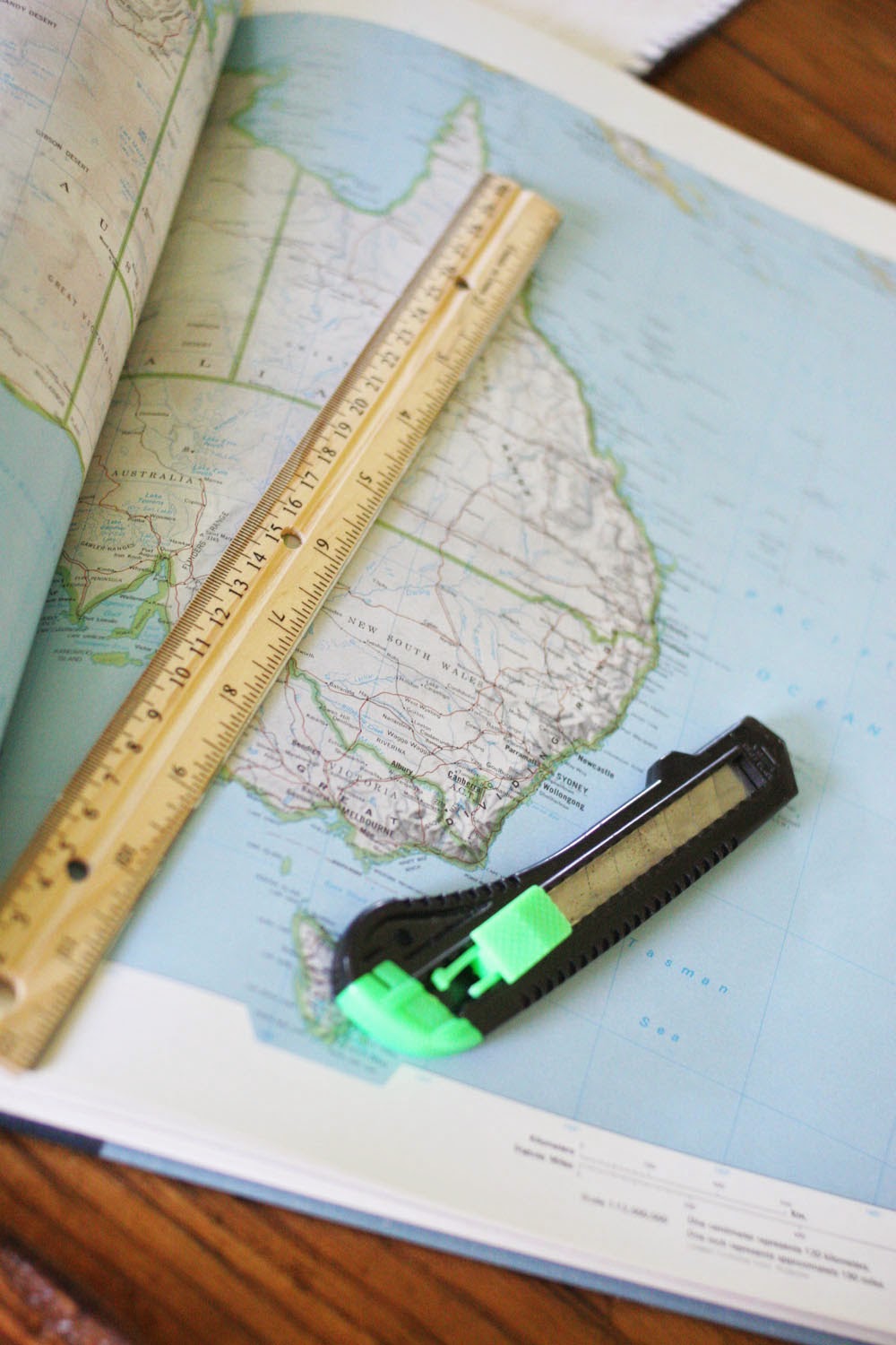 How to make DIY Map Wallpaper – Craftivity Designs