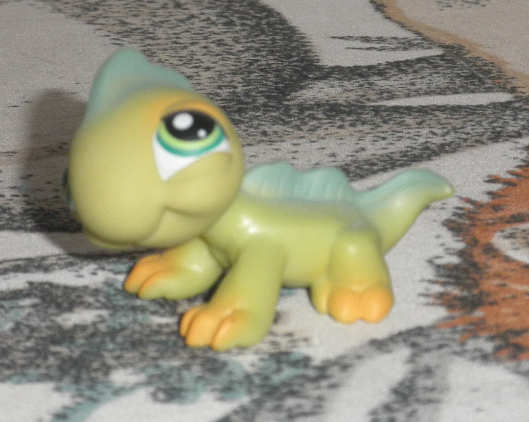 Collectomania: LPS Set - Target Collector Tin 1