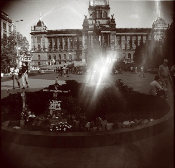 TERMINALE SECTION EUROPEENE DNL HISTORY & GEOGRAPHY: Prague Spring ...