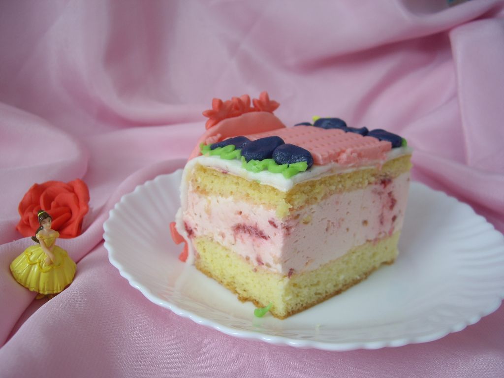 Dorothy Sweet: Tort ''castel cu printese''