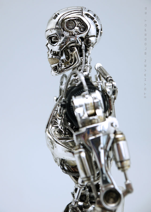 toyhaven: Review 1: Hot Toys Terminator Genisys 1/6th scale ...