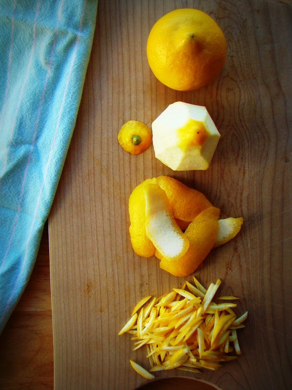 Chicken thighs in lemon & spring onion sauce