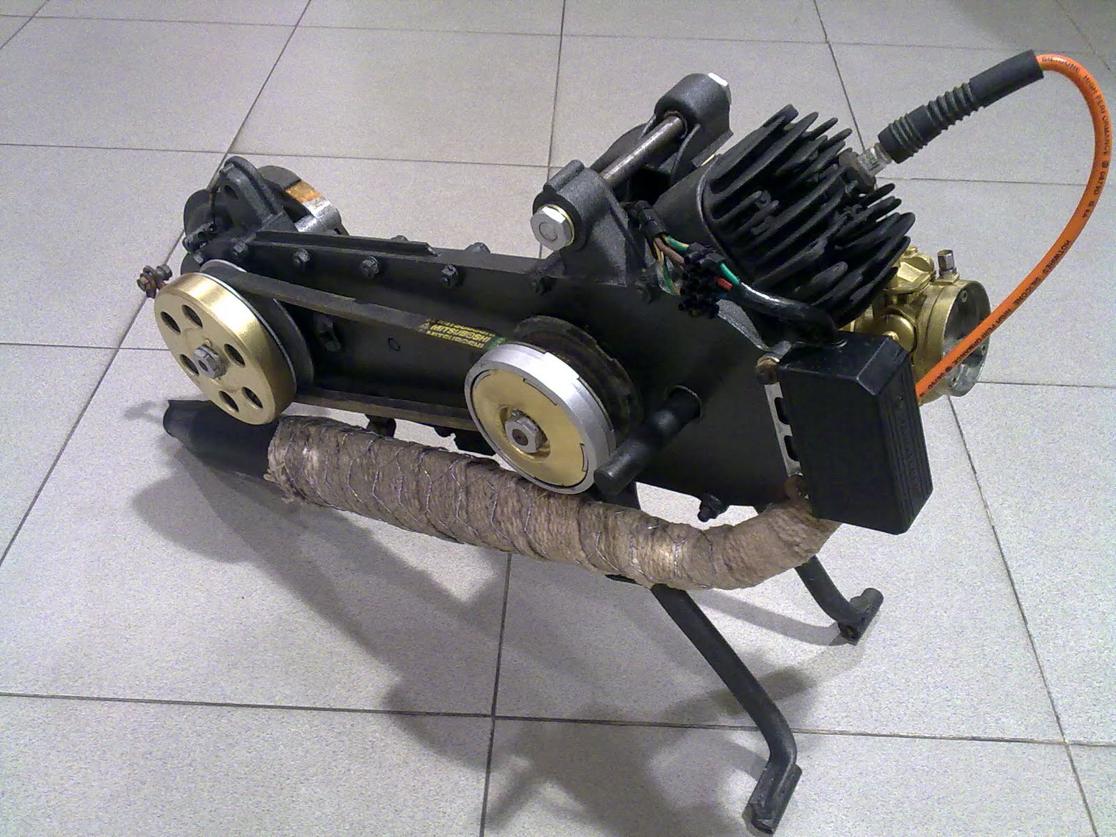 GASS-TERRASSA: Vespino Café Racer