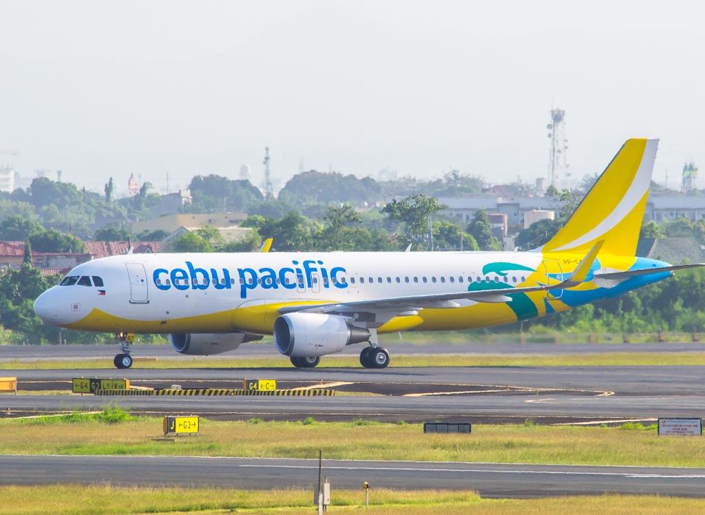 Flyingphotos Magazine News: Cebu Pacific welcomes first aircraft with ...