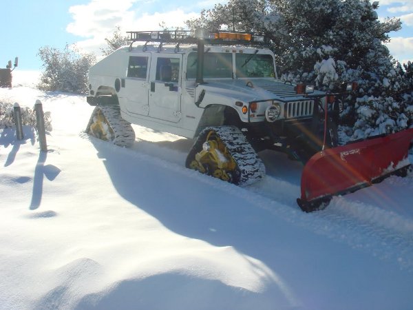 Hummers Online: Highly Modified H1 Snow Plow