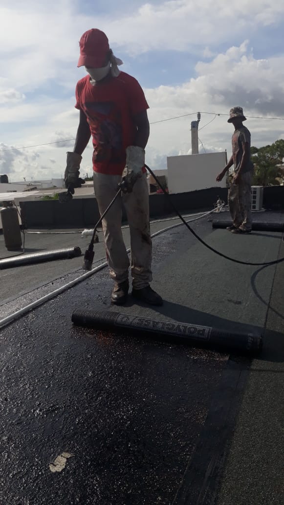 Empresa de aplicación de impermeabilizantes y lona asfáltica en Santo ...