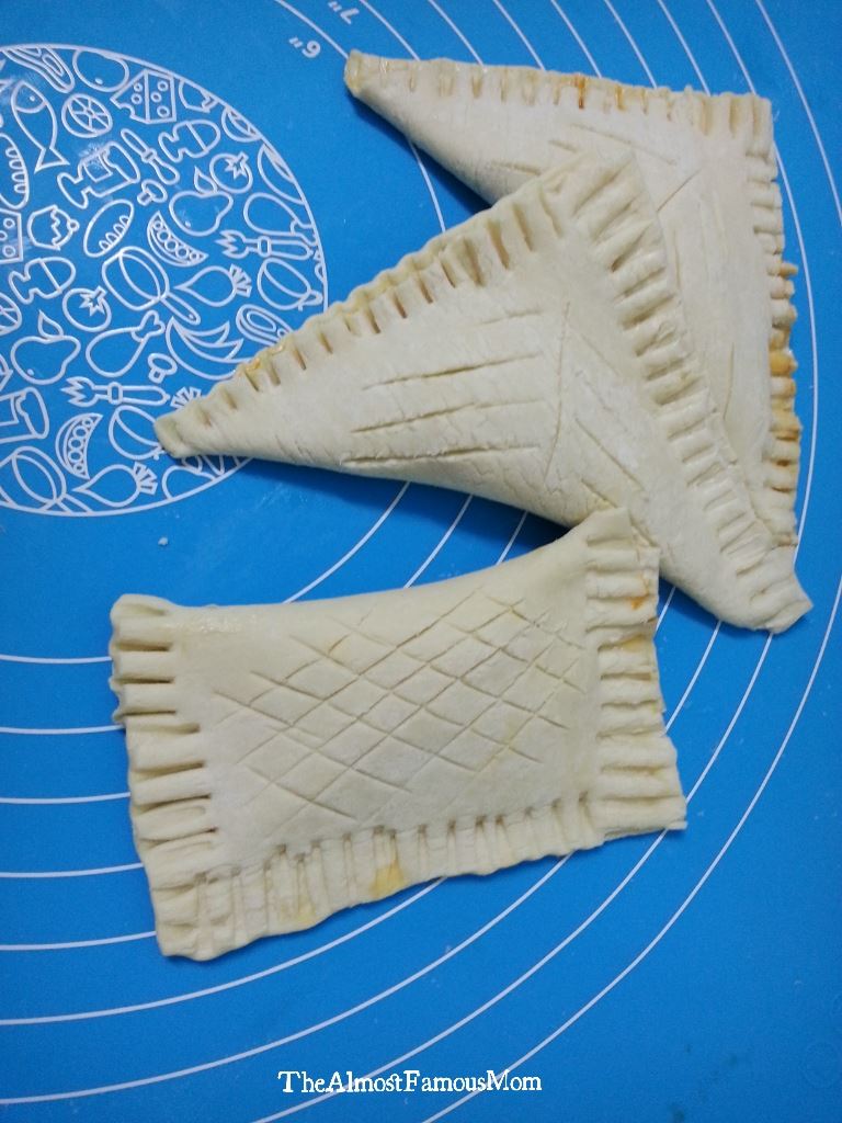 The Almost Famous Mom: AirBaked Chili Tuna Puff