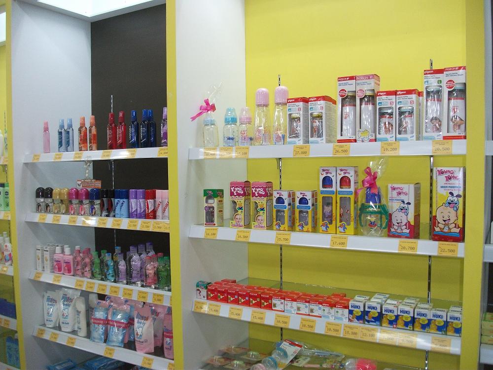 APOTEK ROXY POLTANGAN