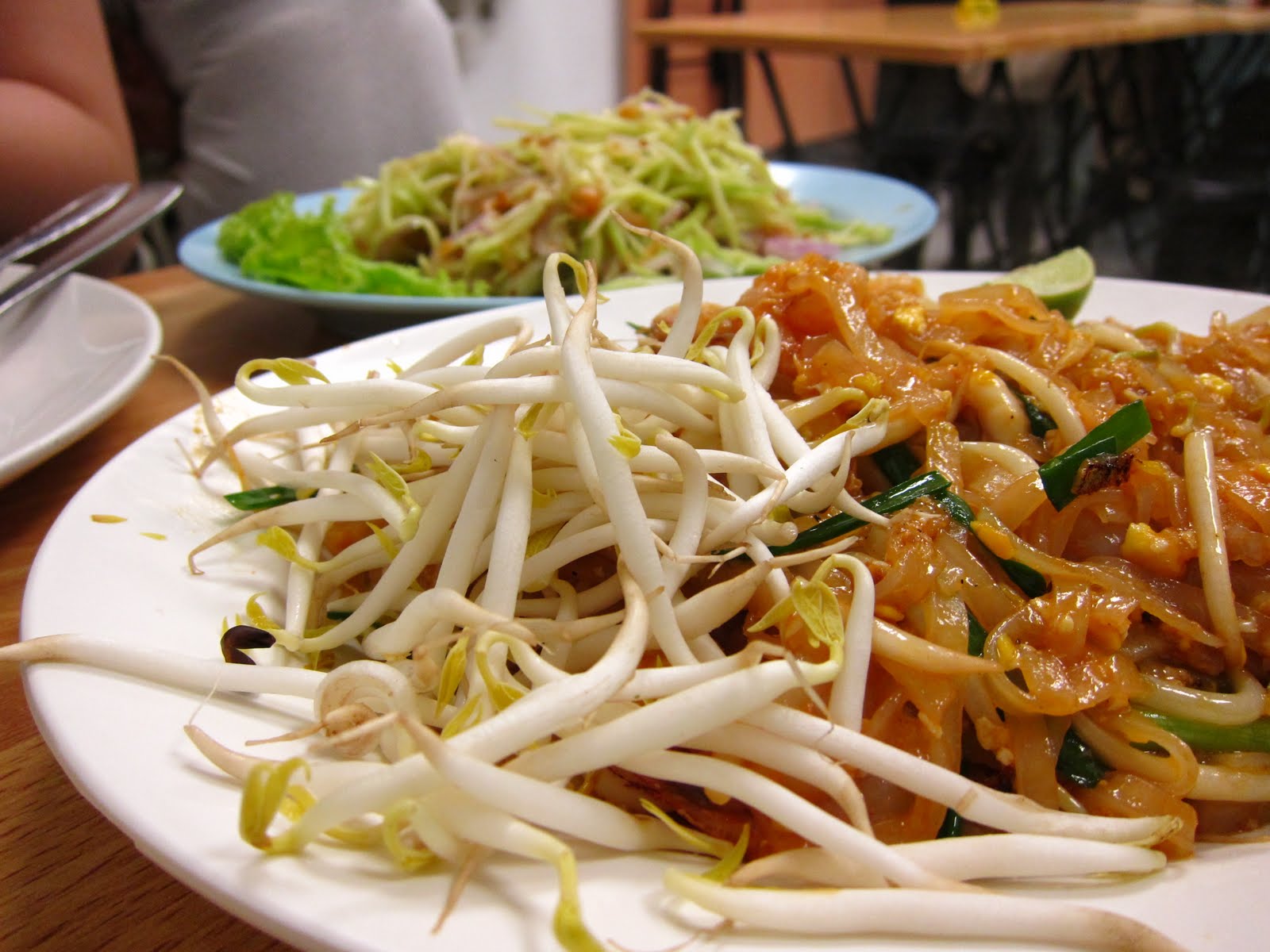 Gastronomic_Vintage_Epi: Sawadee Ka_Ep 2(Aroy Dee Part 1)