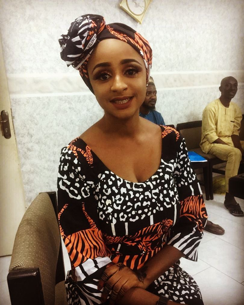 Hotunan Batsa / Hotunan Batsa : Watch premium and official videos free ...