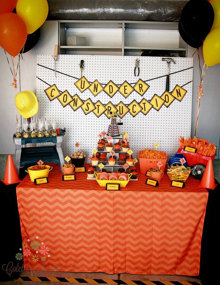 Poppy Event Design: The Howe's are UNDER CONSTRUCTION