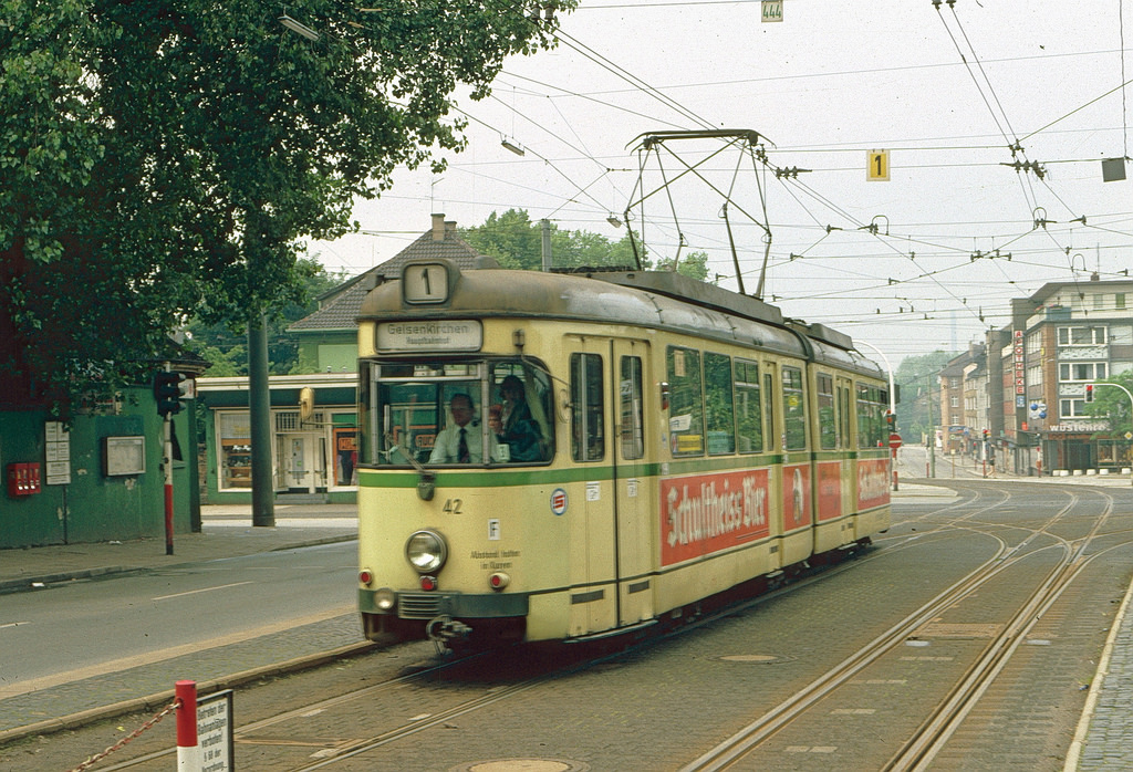 32 Color Photos Show Trams of Germany in the 1970s ~ Vintage Everyday