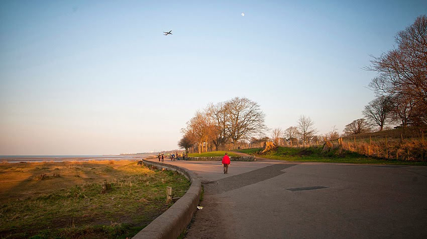 Around Scotland: CRAMOND ISLAND stroll at sunset